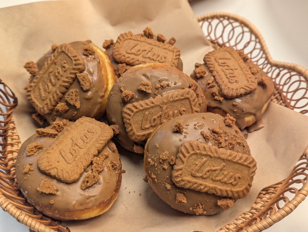 生ドーナツ専門店『WeLoveDonut』の3号店がホワイティ梅田にOPEN！【11/29】 | 大阪キタじゃーなる